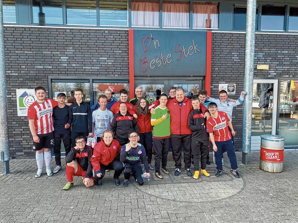 DBS biedt met G-voetbal uitkomst | Groot Eindhoven